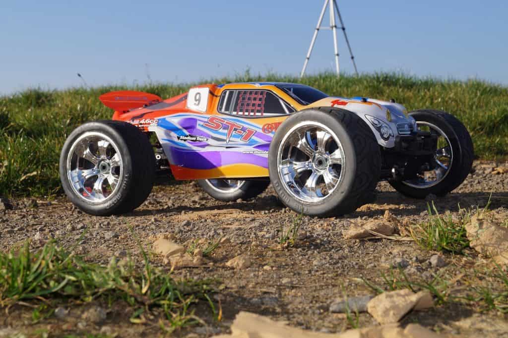 Understanding the Size: How Big is a 1/16 Scale RC Car?